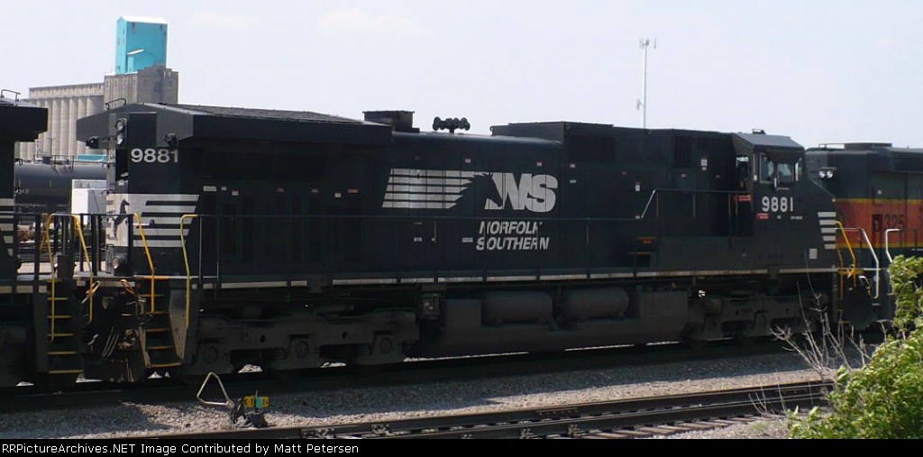 NS 9881